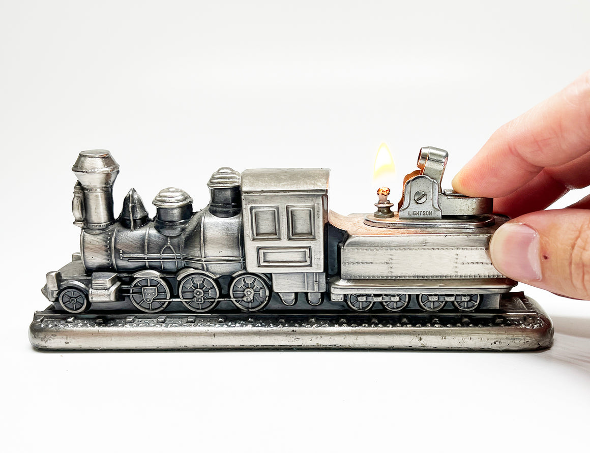 VINTAGE & ANTIQUE LIGHTERS FOR SALE - ZIPPO RONSON DUNHILL THORENS ...